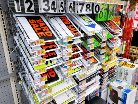 How To Make Eye-Catching Yard Sale Signs That Work! | DIY Household ...